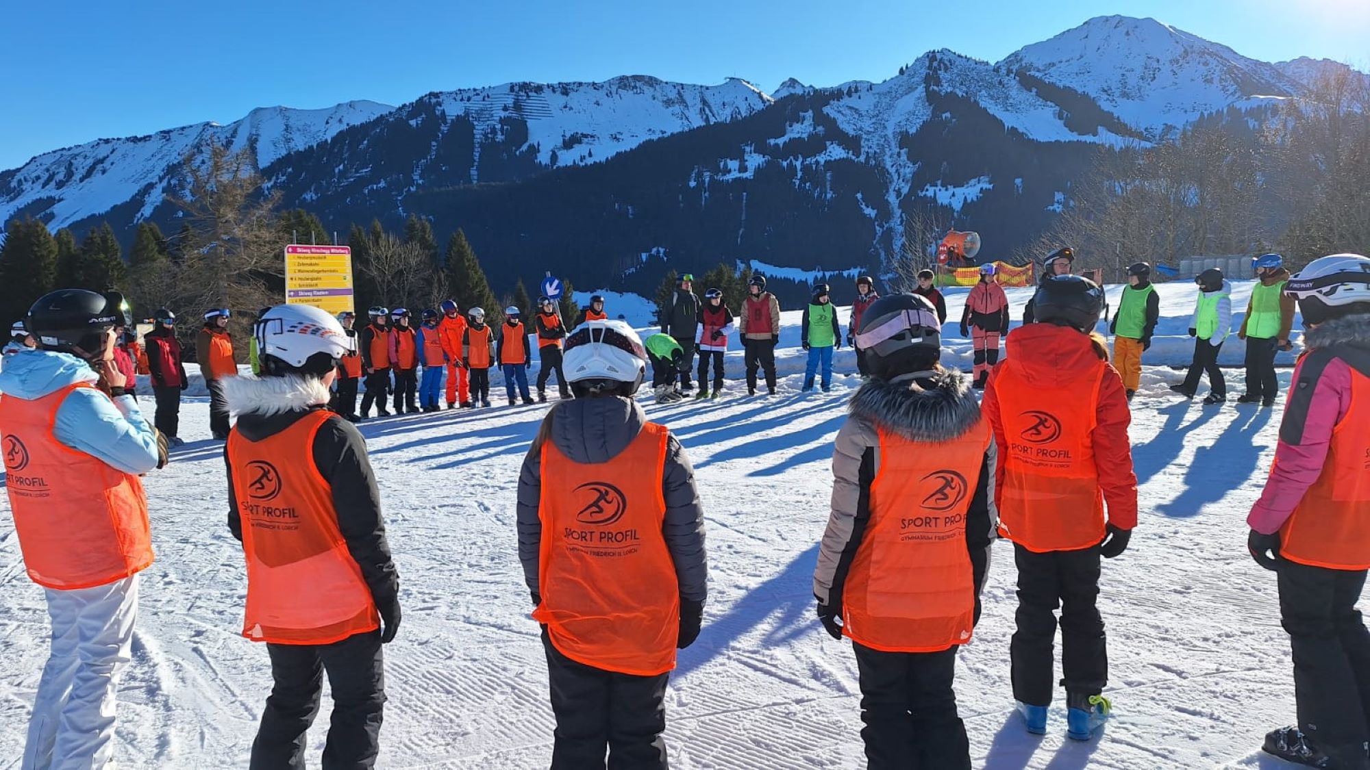 Sportprofil und Sport-LK auf Skiexkursion – Gymnasium Friedrich II.